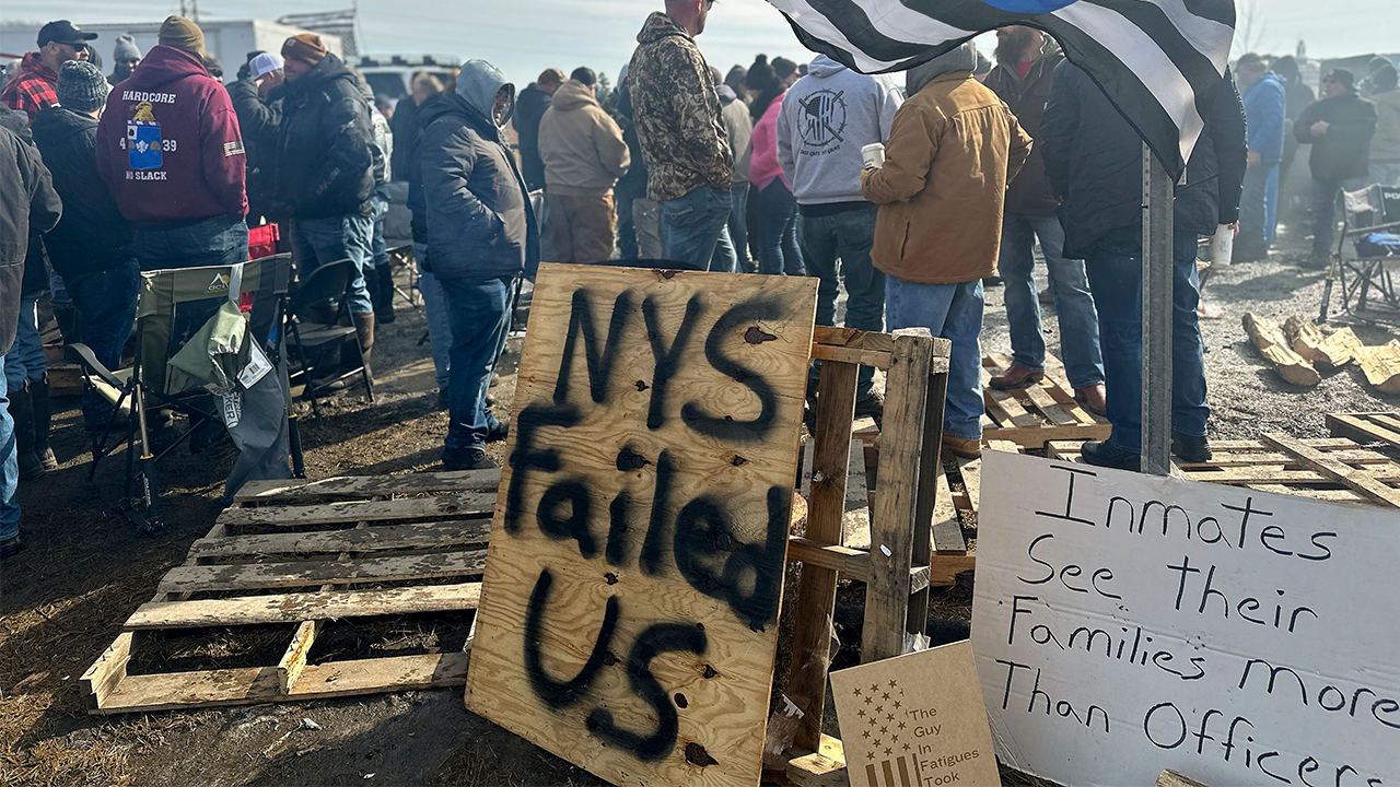 New York Inmate Dies In Prison As Guards Continue Strike Deemed Illegal