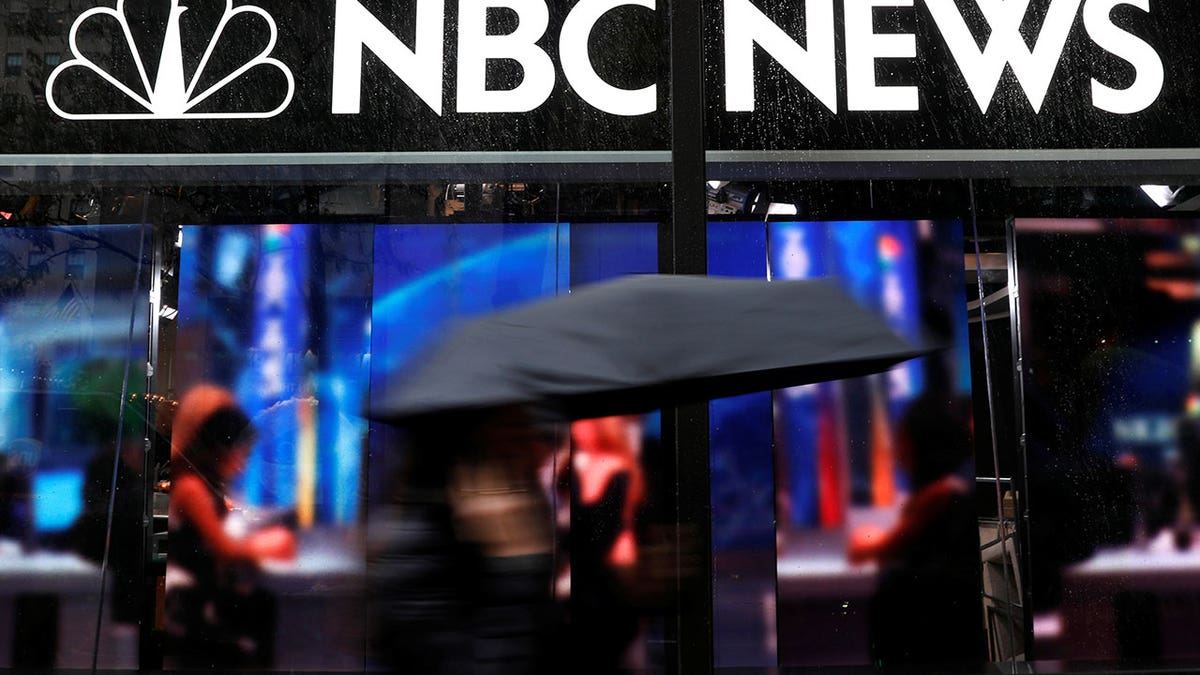 Trump hits ABC, NBC as ‘FAKE NEWS,’ says he’d support FCC revoking ...