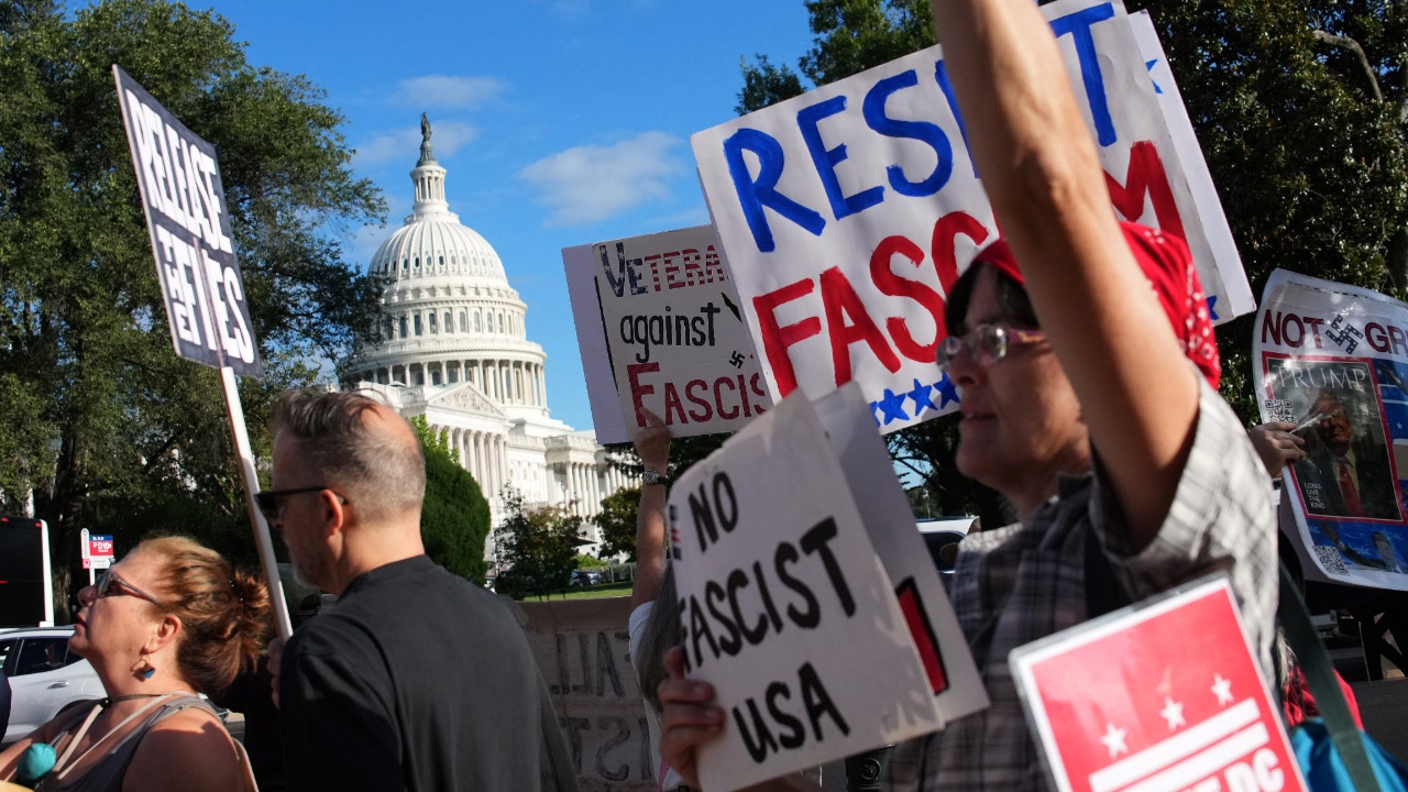 Meet the radical DC activist mobilizing gang members, 'hardcore men' to ...